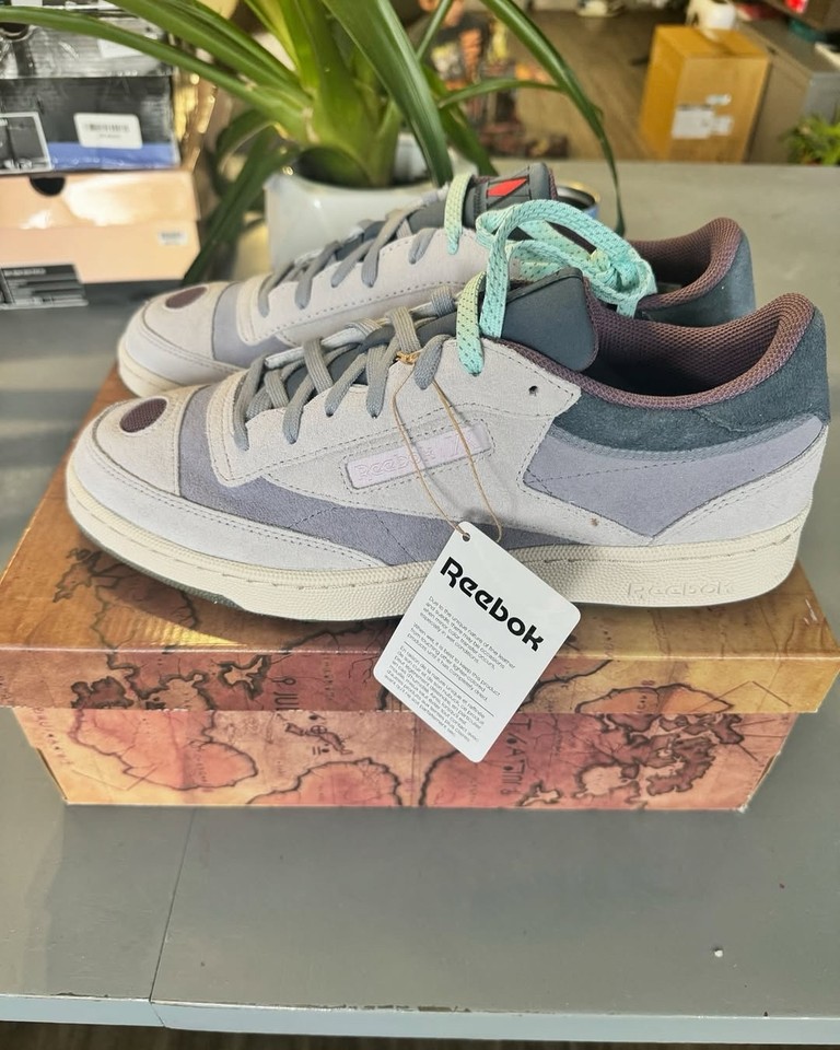 Reebok Club C 85 Hunter X Hunter Killua light grey | off white | eBay