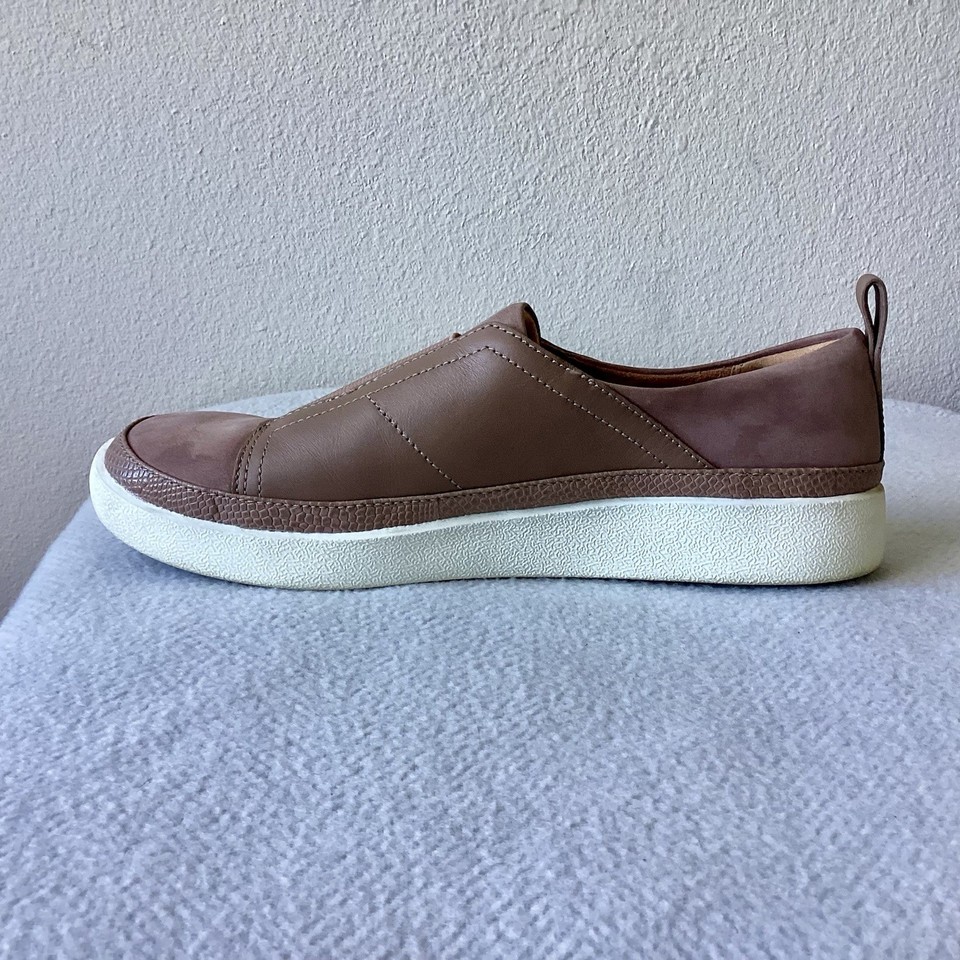 Vionic Sneakers Women's Zinah Brown Leather Casual Flats Slip On Size 6 ...