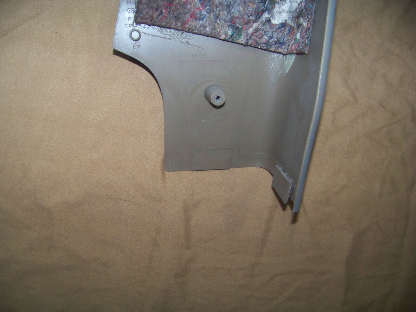 1996-'99 Tan Left Rear Pillar Trim 2/4 Door Tahoe & Yukon PN 15655865 ...