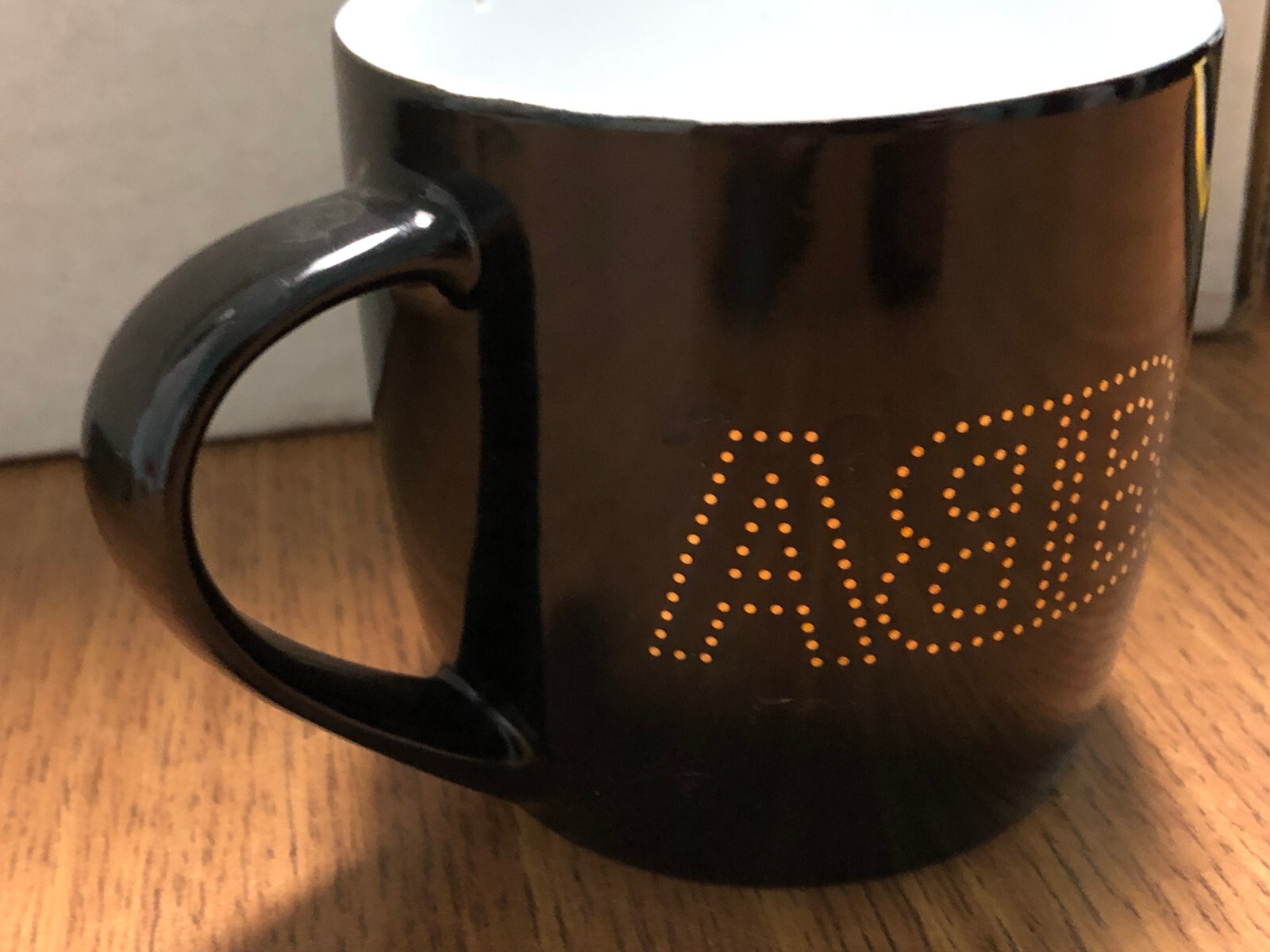 2019 OFFICIAL ABBA COFFEE MUG ABBA MUSEUM IN SWEDEN CHIPPED BLACK AND ...