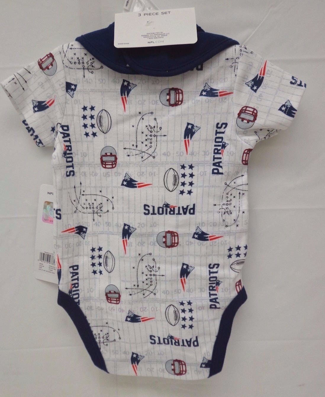NFL 3 Piece Bodysuit Bib Cap Set Forever Fan Baby Gift Set | eBay