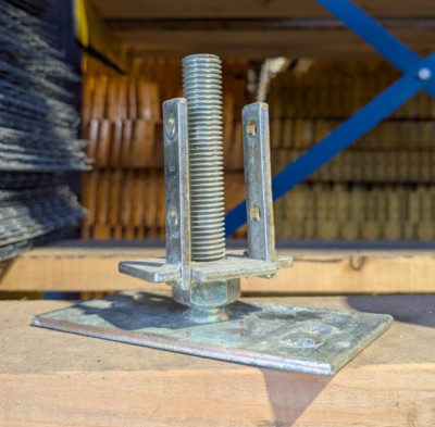 Adjustable Pallet Racking Metal Feet For Link 51 Warehouse Shelving ...