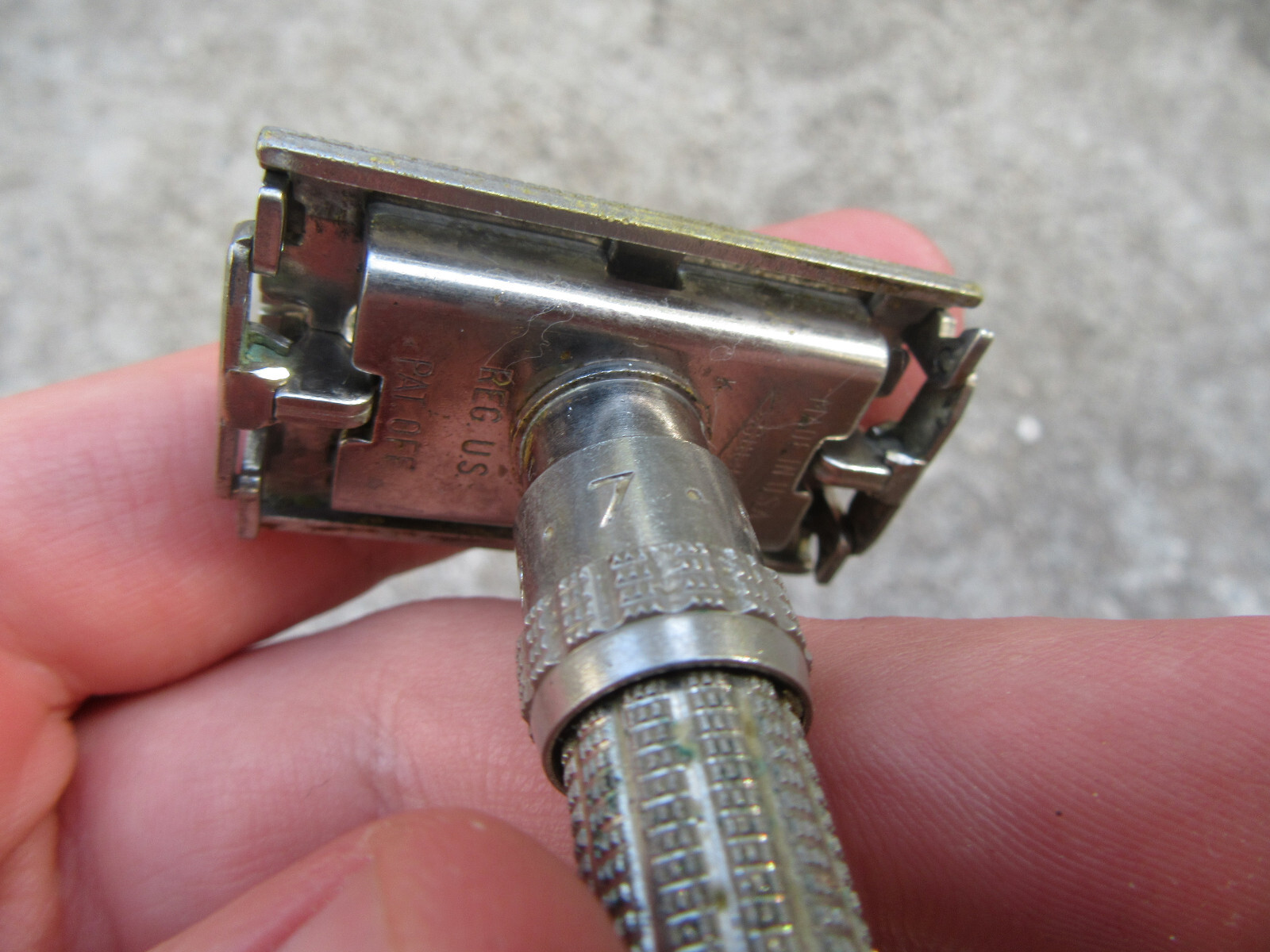 VTG SLIM GILLETTE 1965 GILLETTE ADJUSTABLE 1-9 SAFETY RAZOR K3 K-3 USA ...