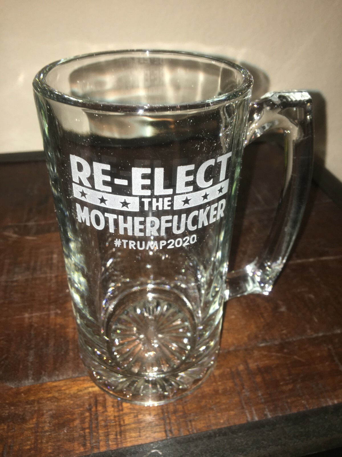 New Donald Trump 2020 MAGA Beer Glass Engraved Republican "Re-elect the ...