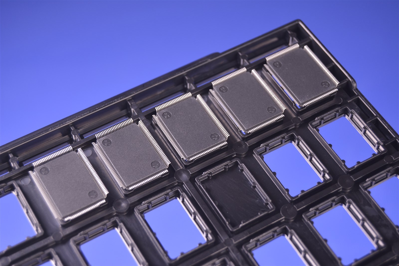 5 Kendin 5 Port 10/100 Switch with PHY 128 Pins PQFP # KS8995X | eBay