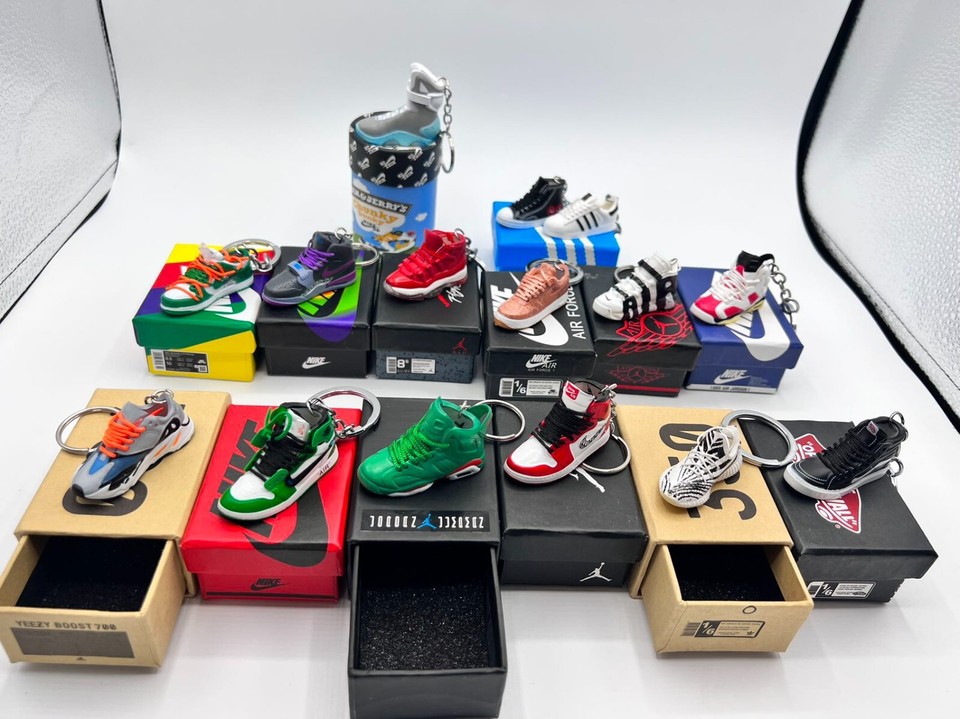 PART 6- Jordan SB Dunk Key Chains Collectible Mini Shoe Keyring With ...