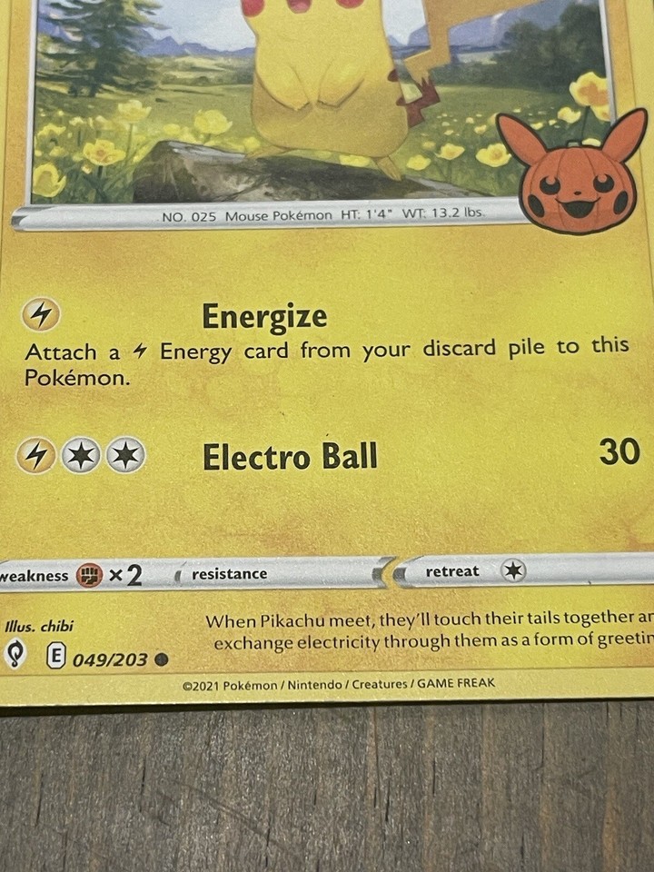 2021 Pokemon Card Basic Pikachu Energize HP 60 Electro Ball 049/203 | eBay
