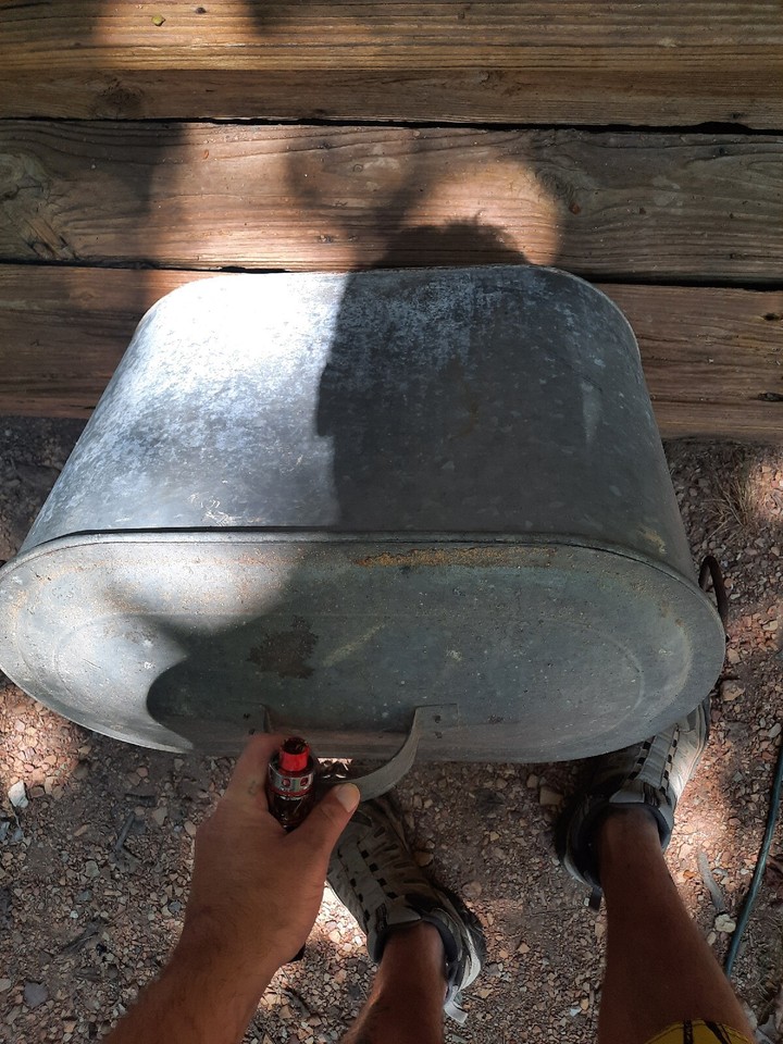 Vintage GALVANIZED BOILER WASH TUB Wire Rack Lid COLD DRINKS Cooler ...