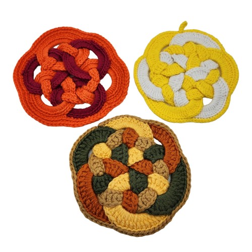 Vintage Crocheted Interlocking Rings Potholders Cottage Granny Core MCM ...
