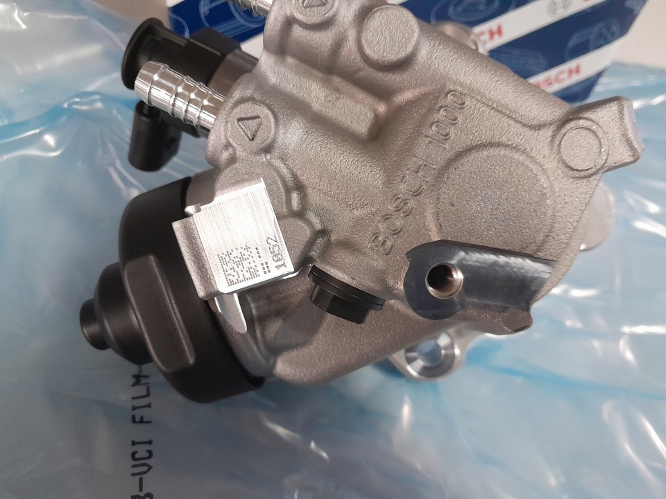 Bosch Diesel Fuel Pump for BMW 3 Series 2.0 2010-2015 0445010553 BMW 2 ...