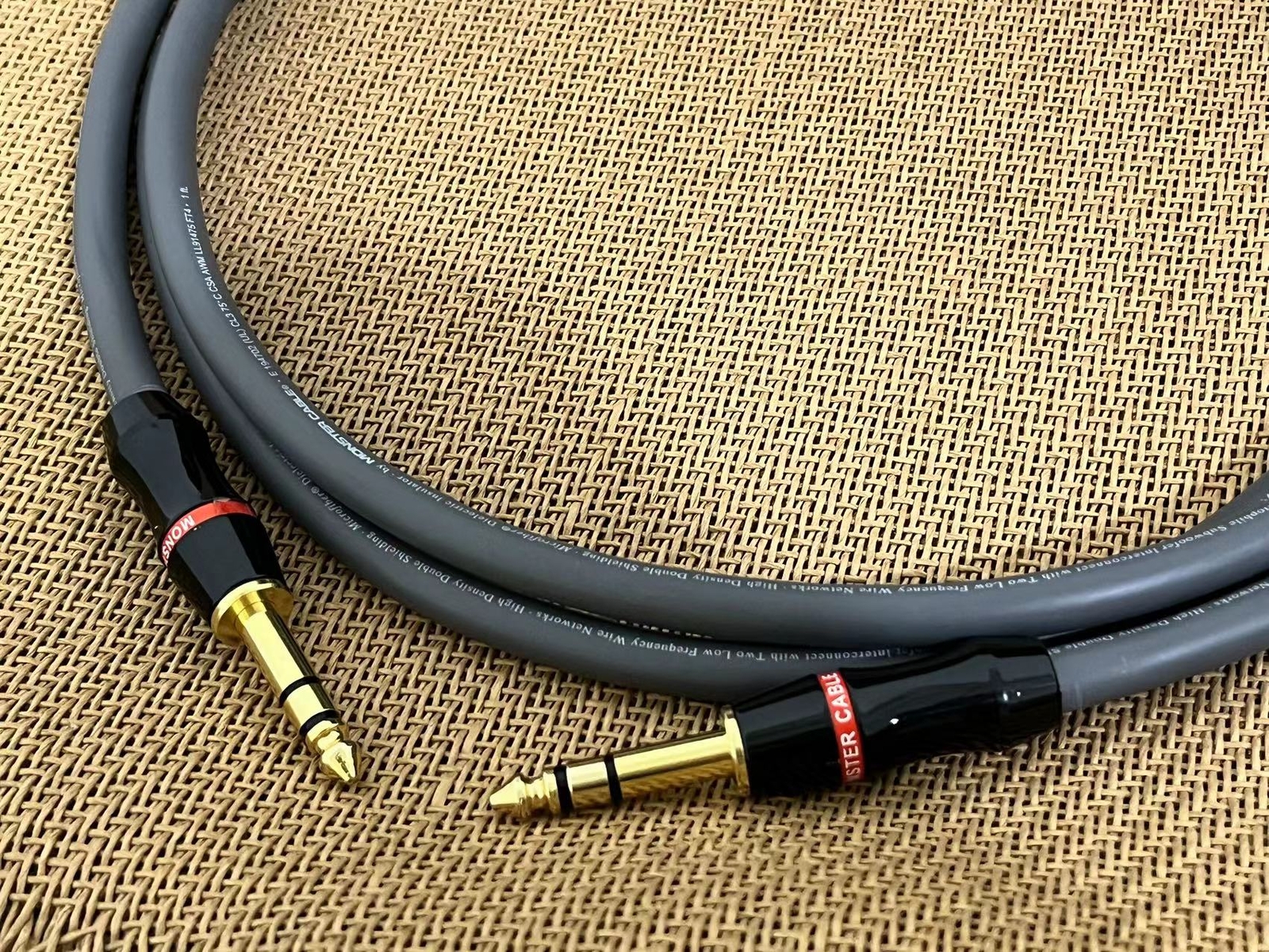 1pc Monster M M850 BASS Subwoofer Guitar Amplifier Cable 1/4" Audio ...