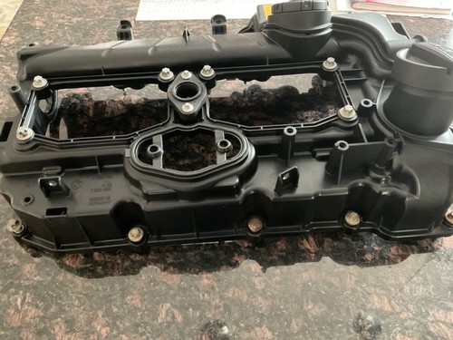 Genuine OEM BMW N20 ENGINE Cylinder HEAD COVER Part# 11127633630 | eBay