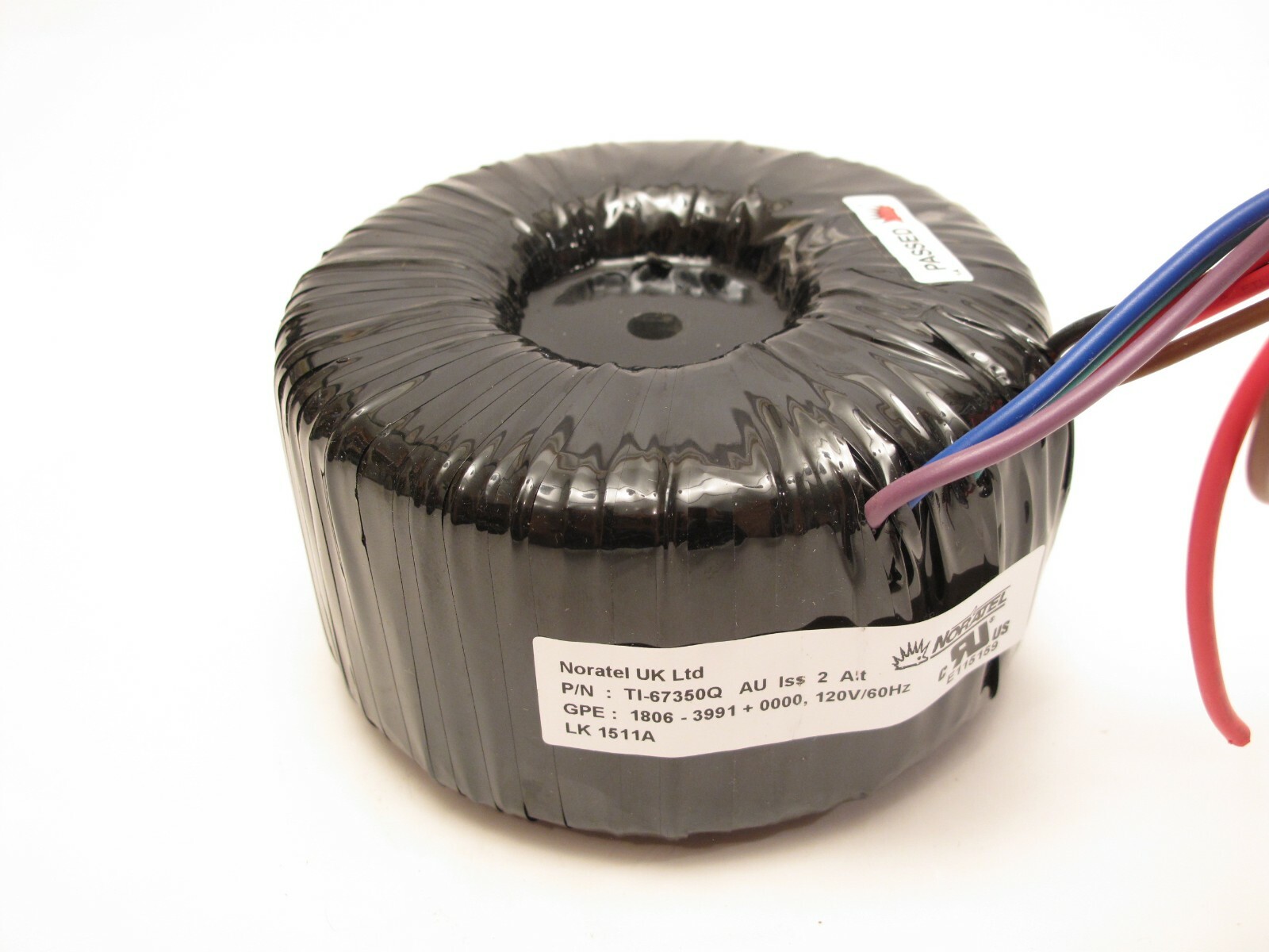 Qsc model isa300ti professional amplifier