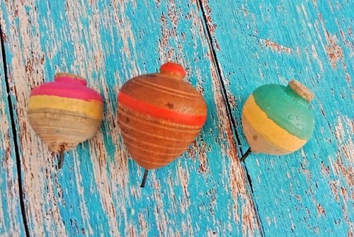 3 Pcs Set Vintage Desi Toy Lattu Game Painted Wooden Round Spinning Top ...