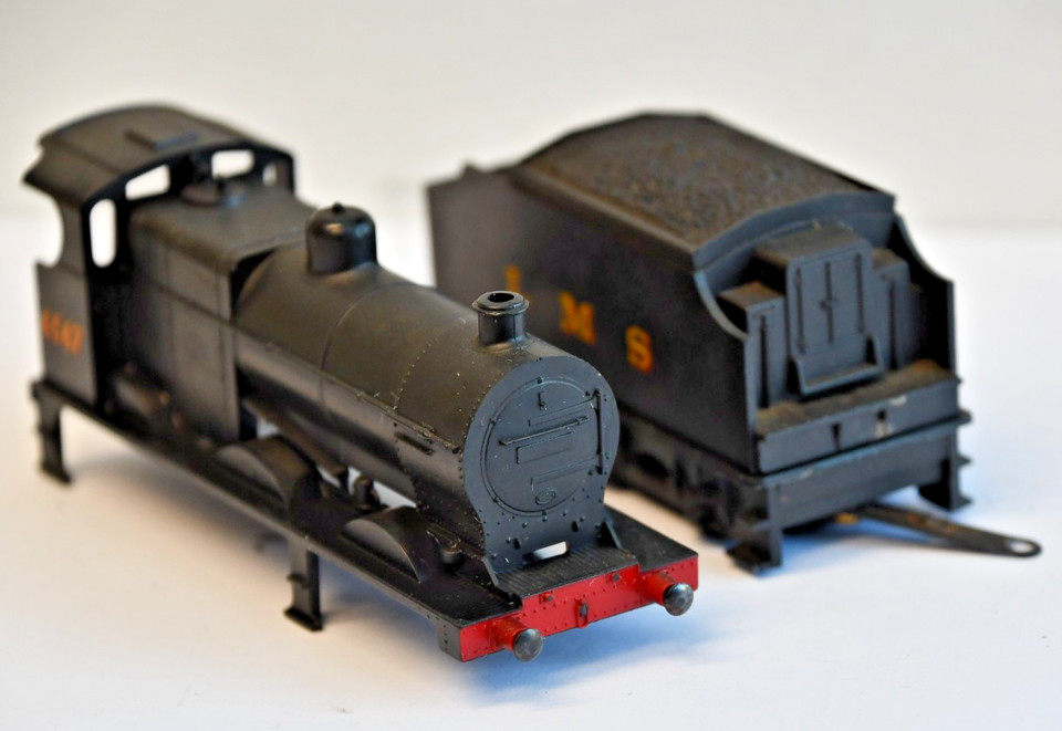 Lima LMS 4F Fowler Class 0-6-0 Steam Locomotive Number 4547 BODY ...