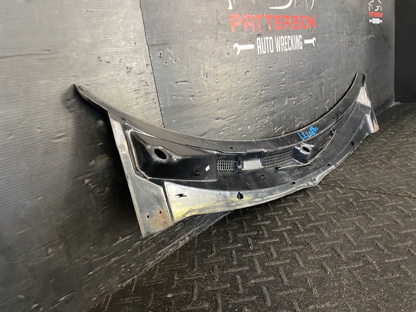 94-01 DODGE RAM 1500 COWL VENT WINDSHIELD WIPER SCREEN PANEL COVER | eBay