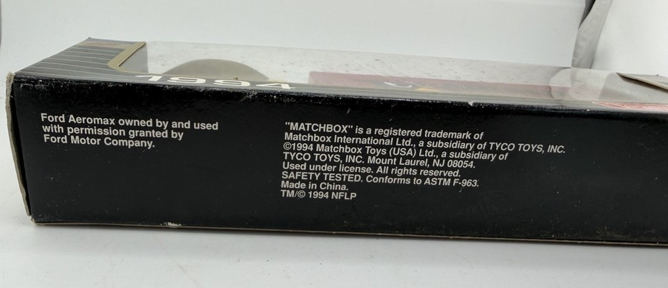 1994 Matchbox / Team NFL ARIZONA CARDINALS Ford Aeromax Tractor Trailer ...