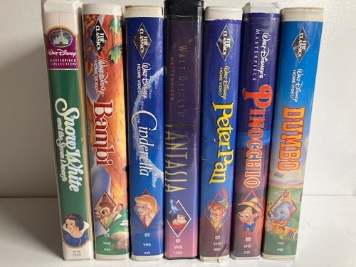 Disney VHS-Lot of 7: Snow White, Fantasia, Pinocchio, Dumbo, Peter Pan ...