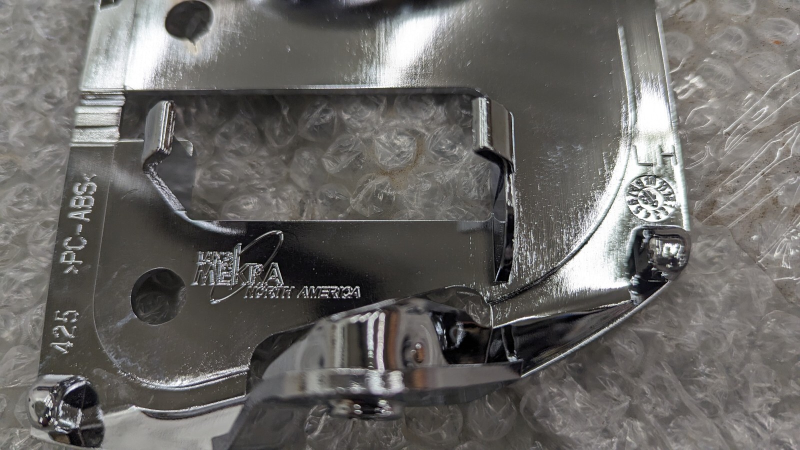 Genuine International Part # 3621142C3 - Cover Lower Support Base Chr ...