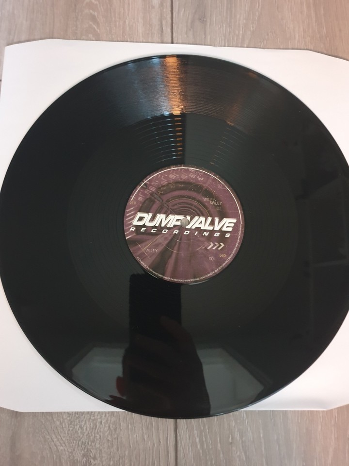 WILEY (ROLL DEEP) - AVENGER / FLAT DERIK 12" vinyl UK GARAGE UKG GRIME ...