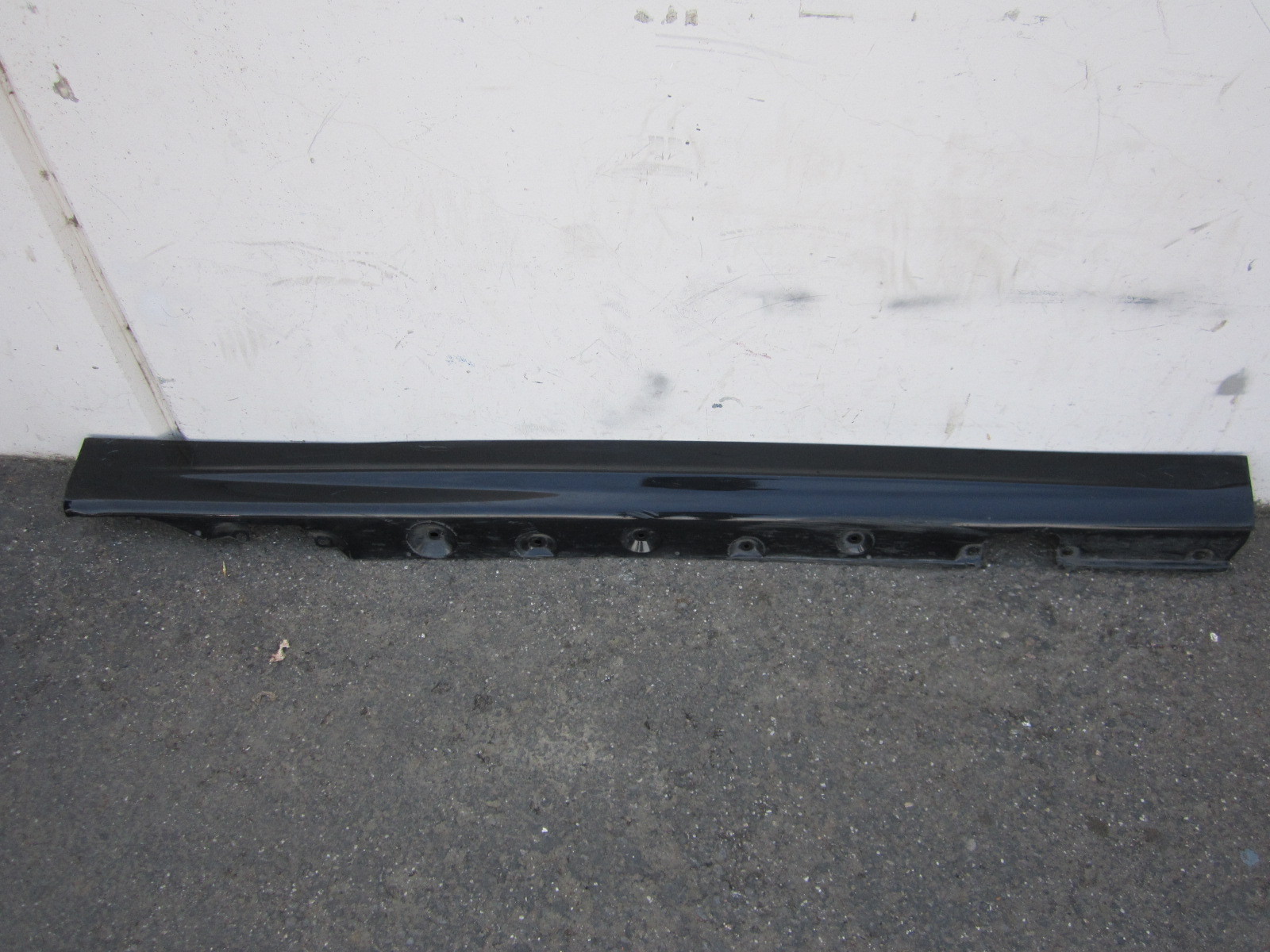 nn705431 BMW 325i 330i E46 Sedan 2002 2003 2004 2005 RH Rocker Panel ...