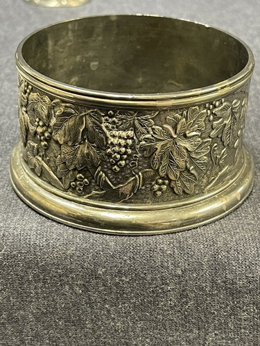 Silver Plated Wine Bottle Holder - Grapes & Leaf Home Decor | eBay
