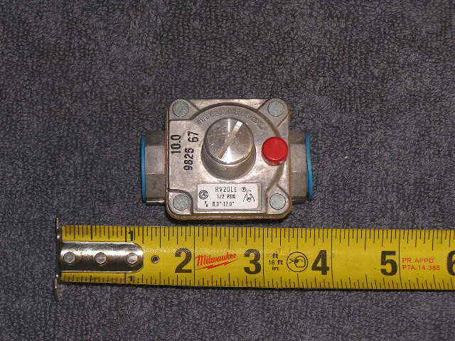 RV MAXITROL Propane Gas Regulator RV20LE 3/8" x 3/8" Propane 8.0-12" LP ...
