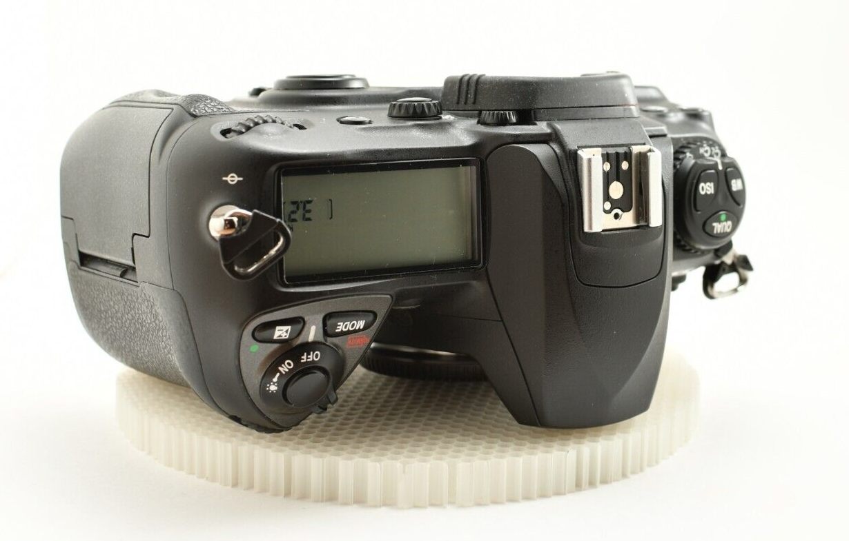 Fujifilm FinePix S5 Pro DSLR - Professionelle Vollformat Spiegelreflex ...