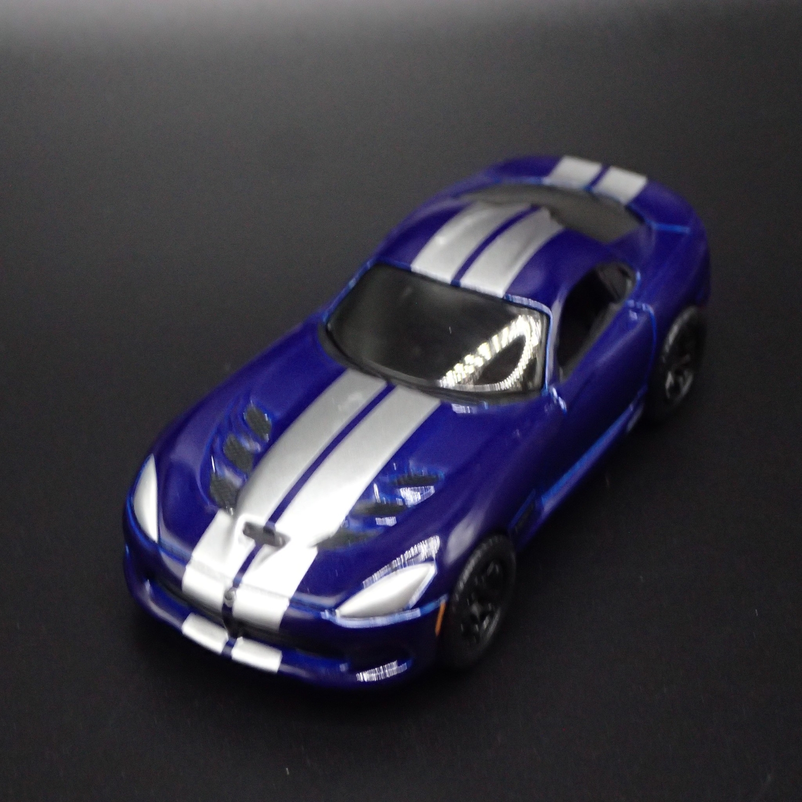 2013- 2017 DODGE VIPER GTC RARE 1/64 SCALE COLLECTIBLE DIORAMA DIECAST ...