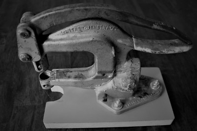 Fabrication - Bench Punch