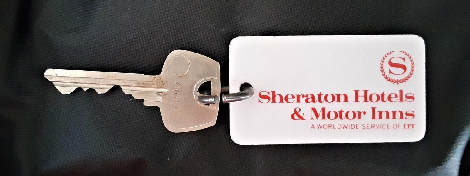 Vintage SHERATON Hotels & Motor Inns Room Key San Francisco Airport ...