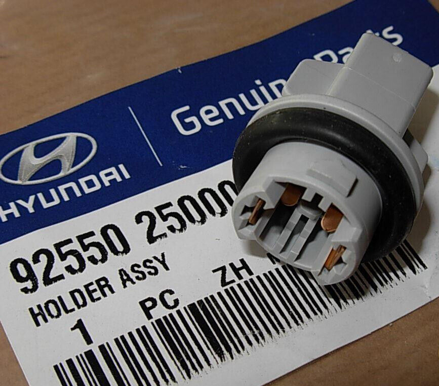 GENUINE OE Hyundai Licence Lamp Holder Socket FOR Hyundai , KIA 92550 ...