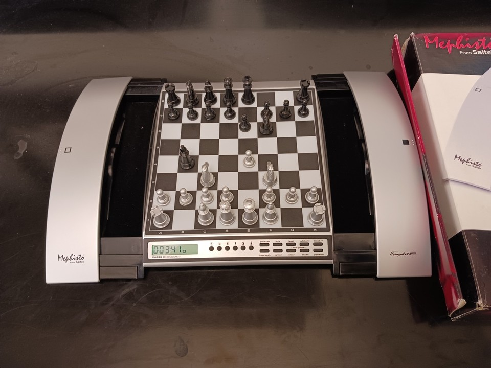 Saitek Mephisto Explorer Chess Game Endorsed Gary Kasparov | eBay