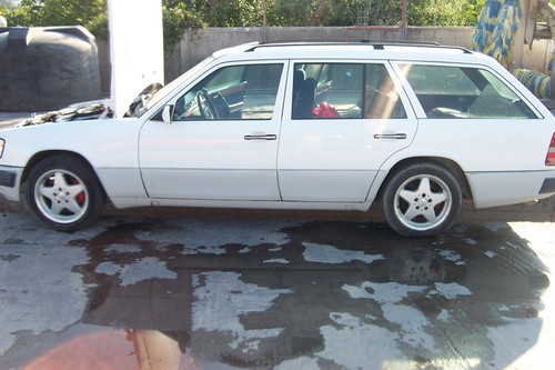 MERCEDES BENZ W124 300 TE KOMBI 1992 YOUNGTIMER DEUTSCHES AUTO BRIEF ...