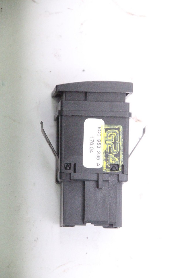 Interruptor de advertencia de peligro VW POLO 9N 6Q0953235A 65759 | eBay