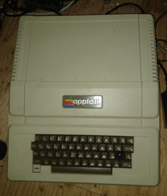 Rare Vintage APPLE II EUROPLUS BOOTS! | eBay