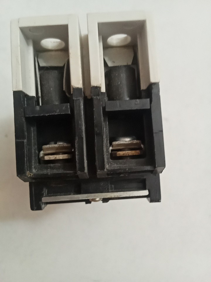 Eaton/Cutler Hammer GD2015 2 Pole 15Amp 600 Vac Circuit Breaker GD 14K ...