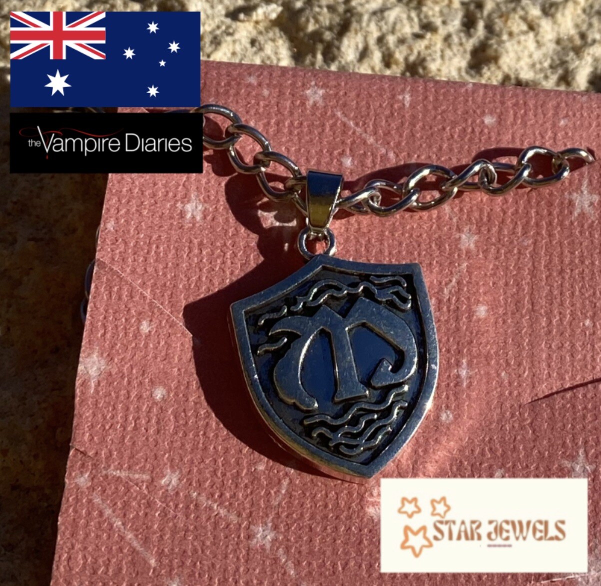 3Pcs Hope Mikaelson Legacies 3 Layer Family Crest Wishbone Moon Pendant ...