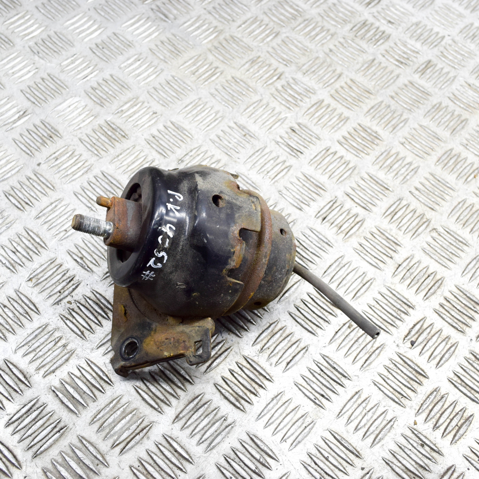 TOYOTA LAND CRUISER J150 Left Side Engine Mount 12361-30141 2.8D 130kw ...