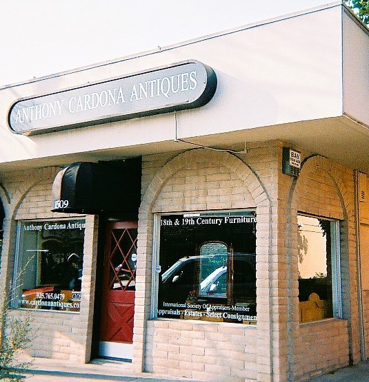 FRENCH LOUIS XV PERIOD CIRCA 1750-60's. one drawer table, TULIPWOOD ...
