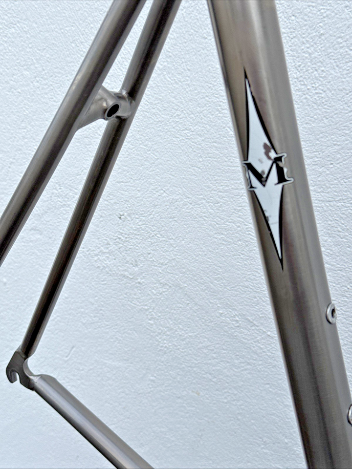 MERLIN Extralight Handmade USA Titanium 55 x 55.5cm Top Tube Frame ...