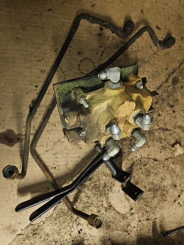 Cub Cadet Dual Spool Valve 782 882 1512 782d 1812 1811 1712 1711 | eBay