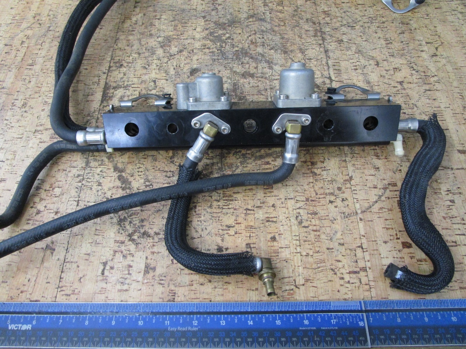 *OEM* 0780 Mercury Fuel Rail Set 895747T02 8M6000835 | eBay