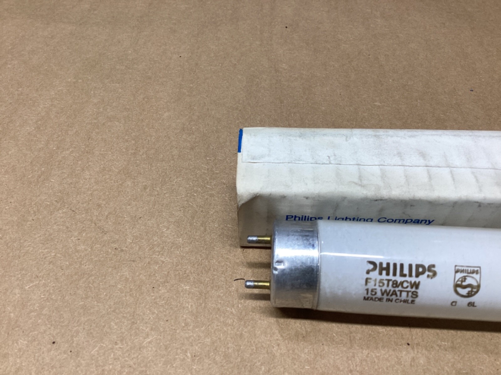 Phillips/ Industrial F15T8/CW 15W 18 in tube #110L73 | eBay