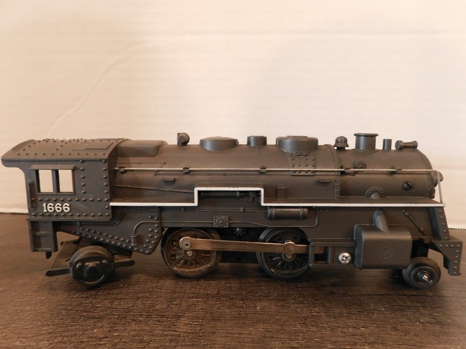 Marx #1666 O/O27 Gauge 2-4-2 Black Steam Locomotive & Union Pacific ...