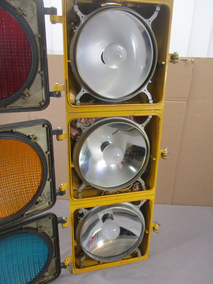 Vintage Eagle Brand Bliss Traffic Signal Light Stop & Go Light 3 Light ...