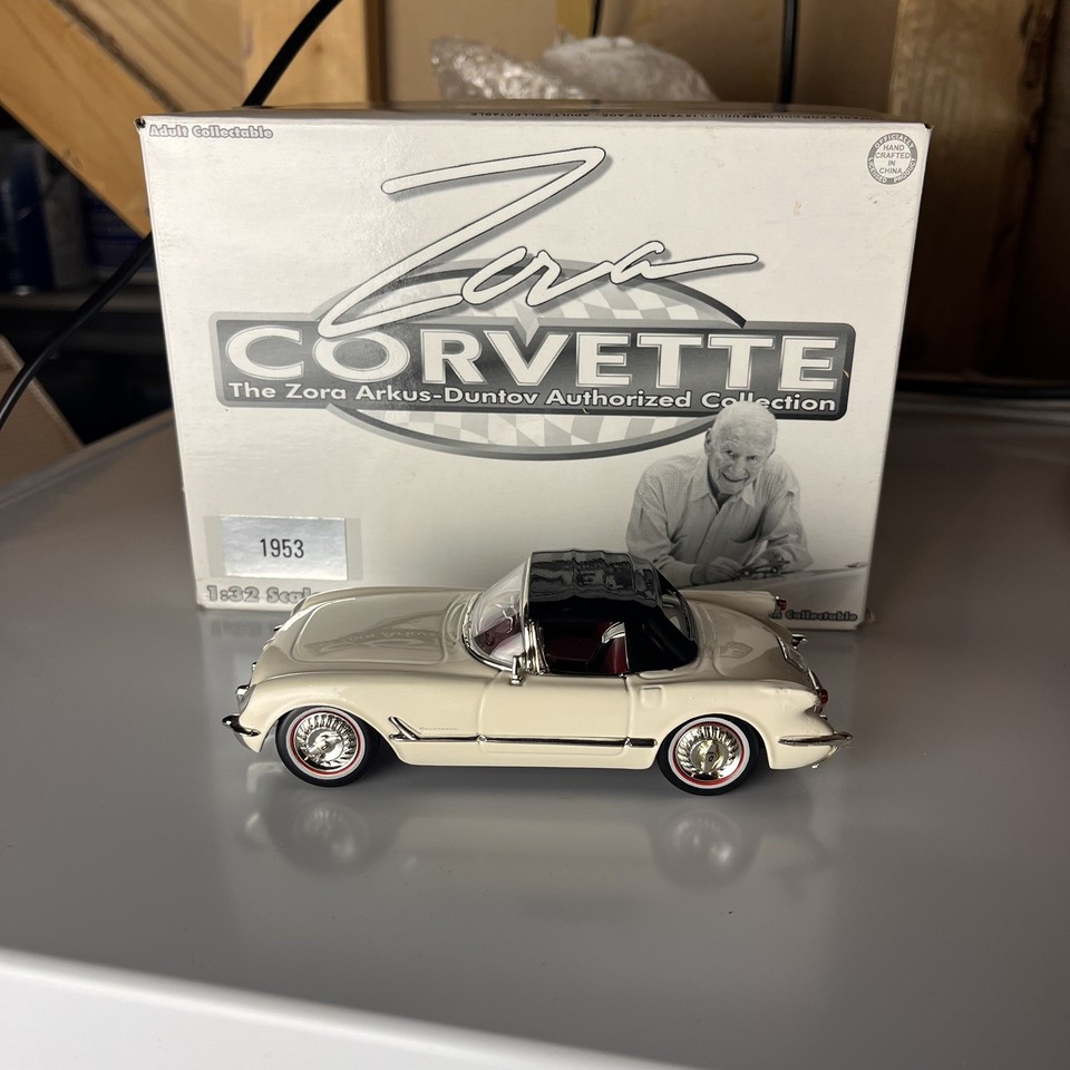 Zora Arkus-Duntov Authorized Collection Corvette 1953 Cream with Top 1: ...