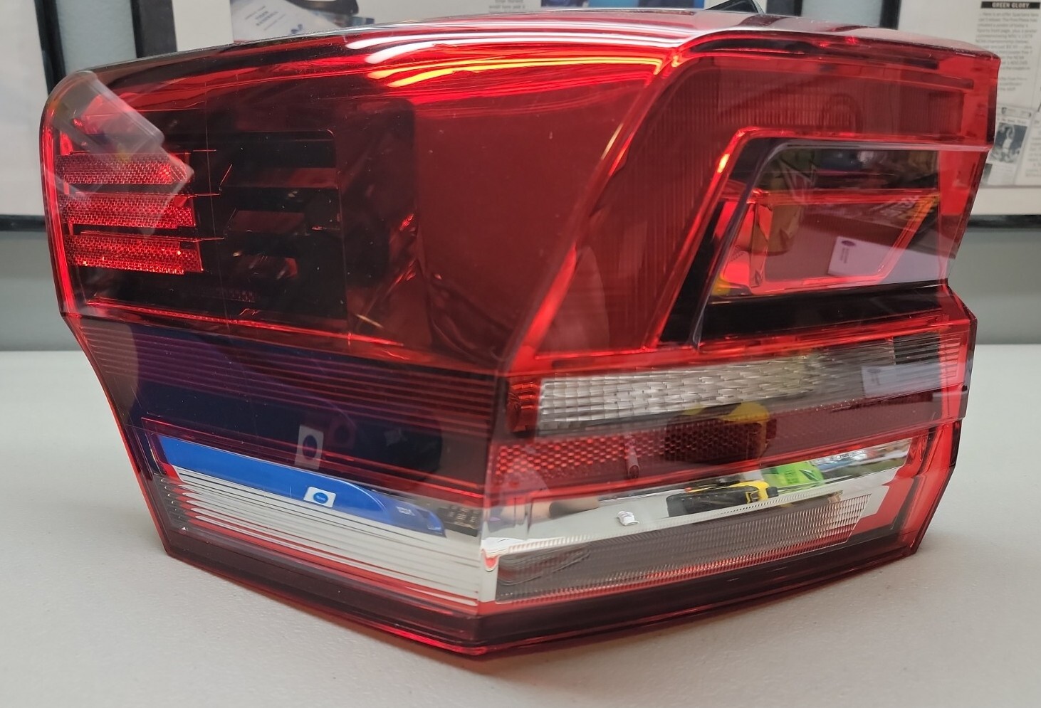 Genuine Volkswagen Tail Lamp 3CN-945-095-B for sale online | eBay