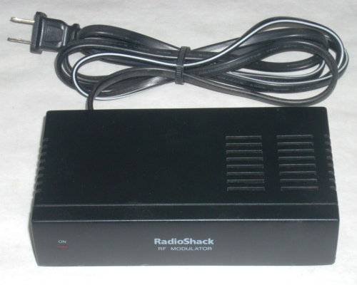 Radio Shack RF Modulator 15-1214 TV Out Antenna In S-Video Chan Sel ...