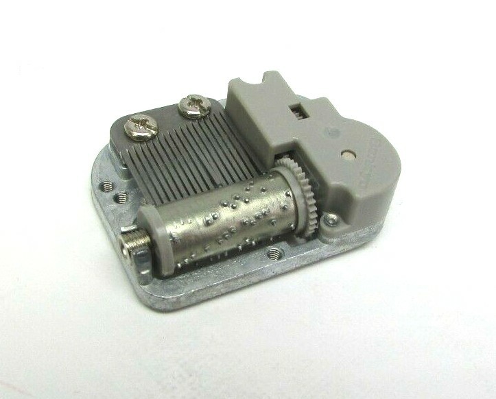 (Lot of 50) Sankyo Music Box Movement w/ Keys - Plays "JOY TO THE WORLD ...